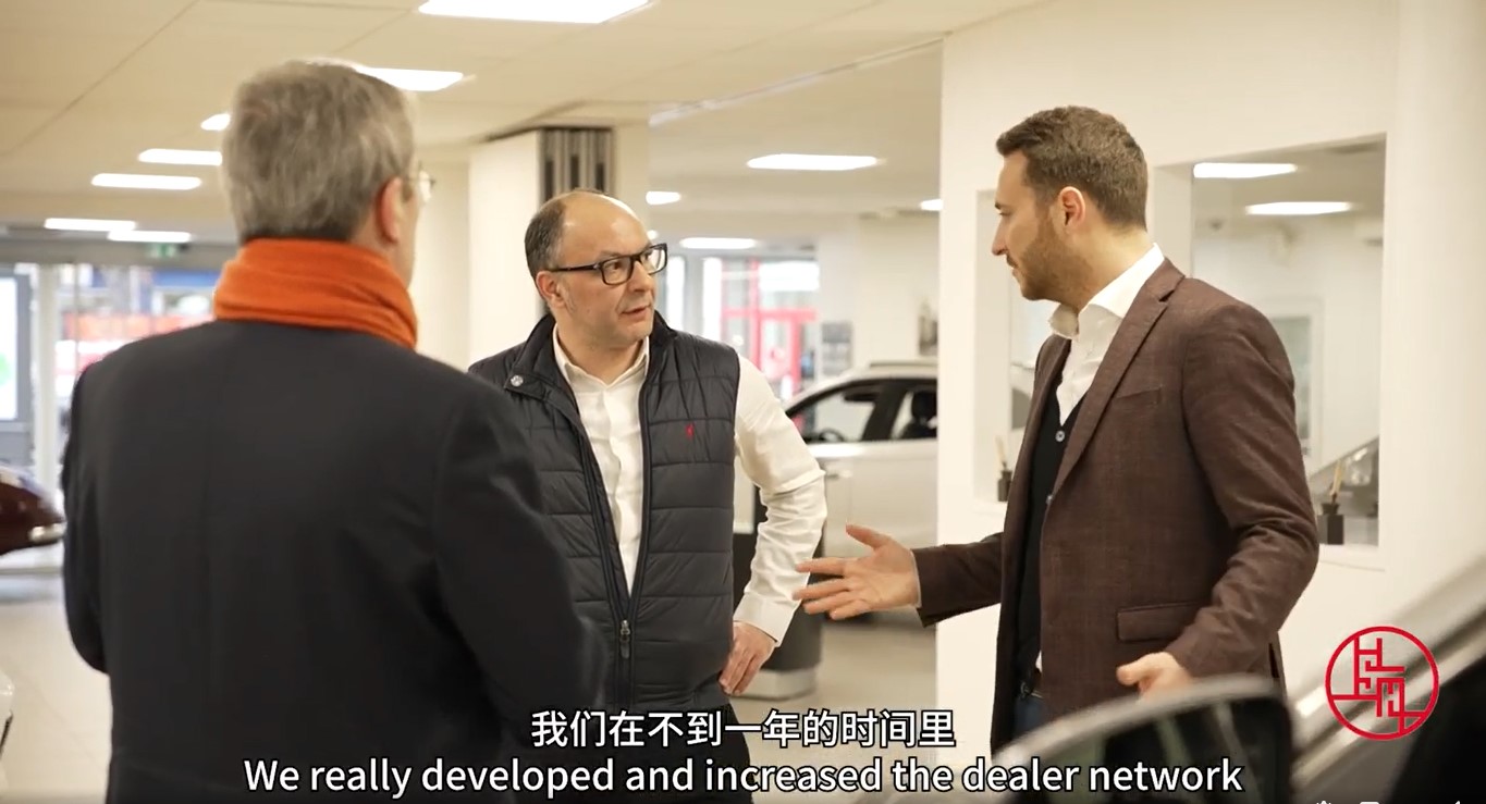 🧔‍ Julien Robert ผู้อำนวยการฝ่ายขายและเครือข่าย SAIC Motor France ณ ...